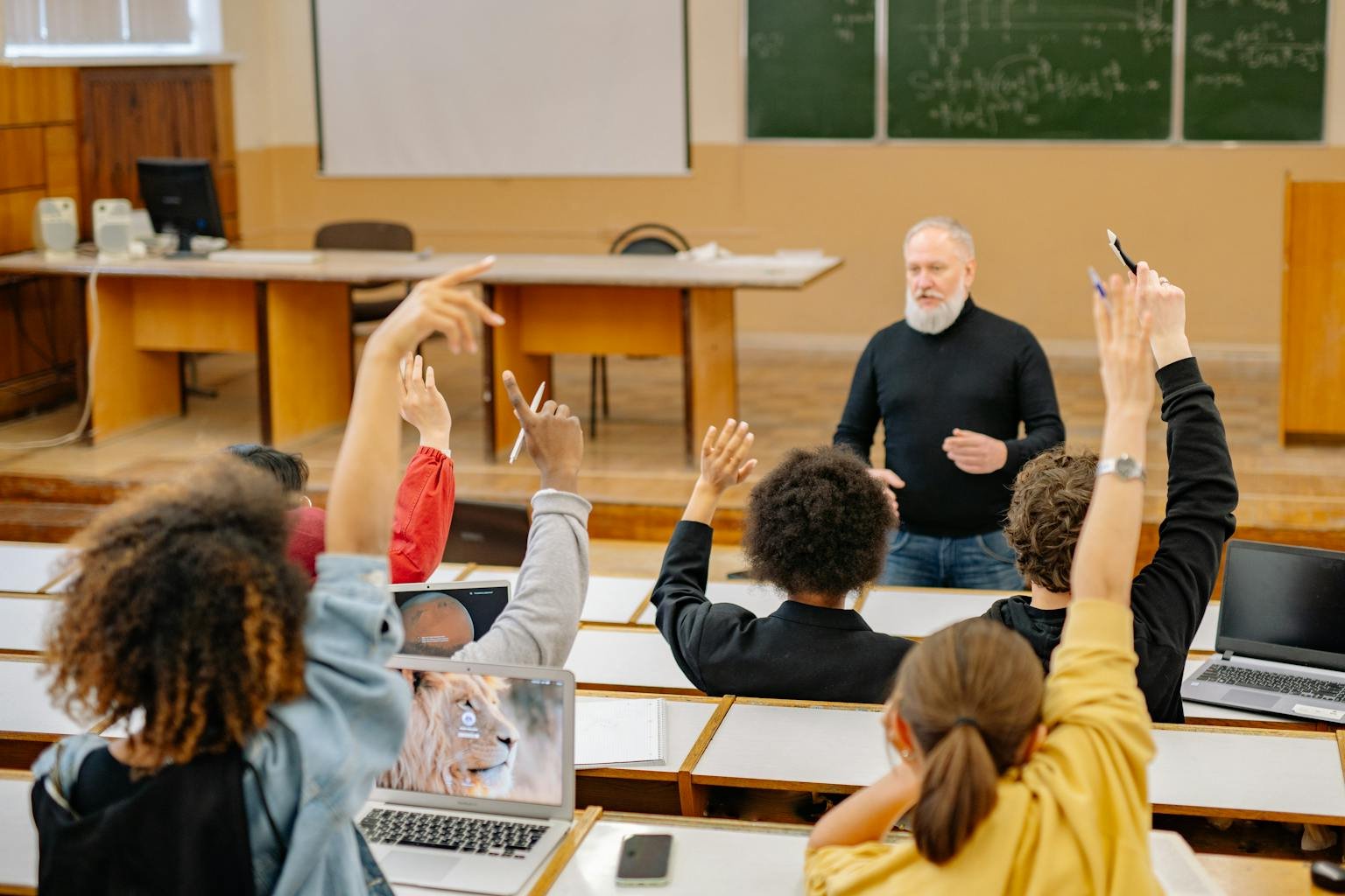 10 Tips for Learning a New Language Quickly - Speak Practice Learn